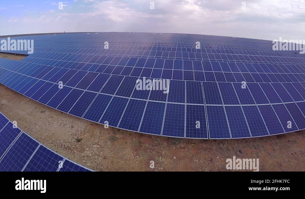 Desert solar panels Stock Videos & Footage - HD and 4K Video Clips - Alamy