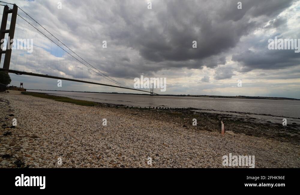 River humber bridge Stock Videos & Footage - HD and 4K Video Clips - Alamy
