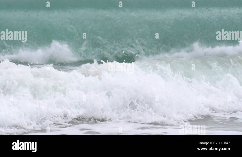 Ocean waves crashing on beach Stock Videos & Footage - HD and 4K Video ...