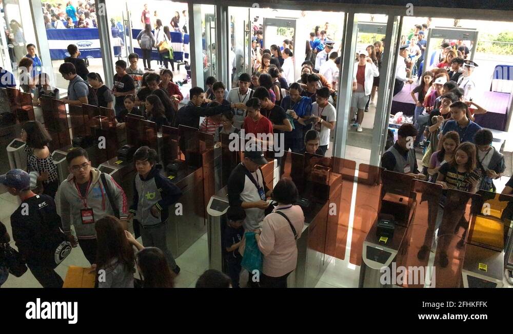 People lining up Stock Videos & Footage - HD and 4K Video Clips - Alamy