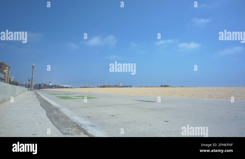 Bird ride scooters Stock Videos & Footage - HD and 4K Video Clips - Alamy