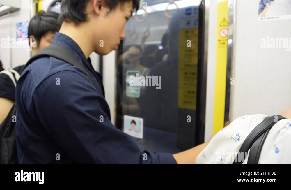 Crowd out Stock Videos & Footage - HD and 4K Video Clips - Alamy