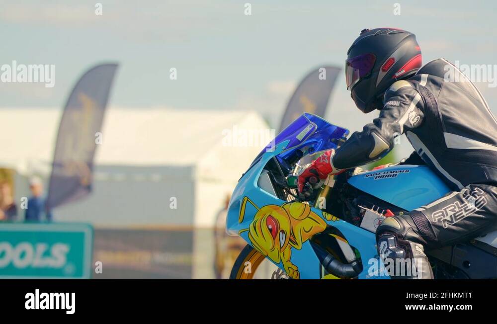 Drag racing motorbikes Stock Videos & Footage - HD and 4K Video Clips ...