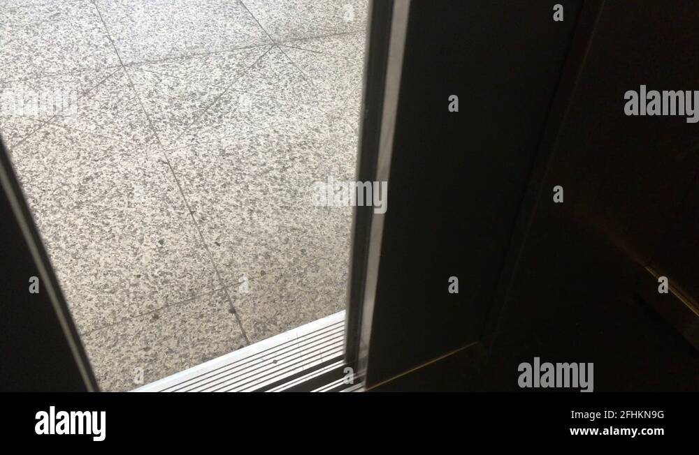 Elevator opening Stock Videos & Footage - HD and 4K Video Clips - Alamy