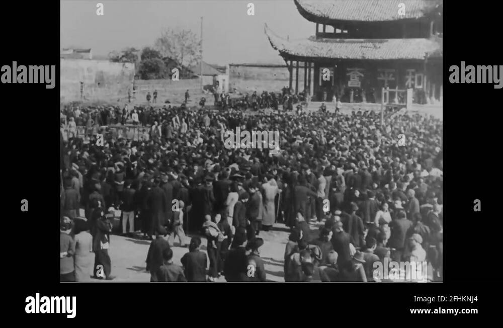 Chinese soldiers and refugees approach Nanking - 1937 Stock Video ...
