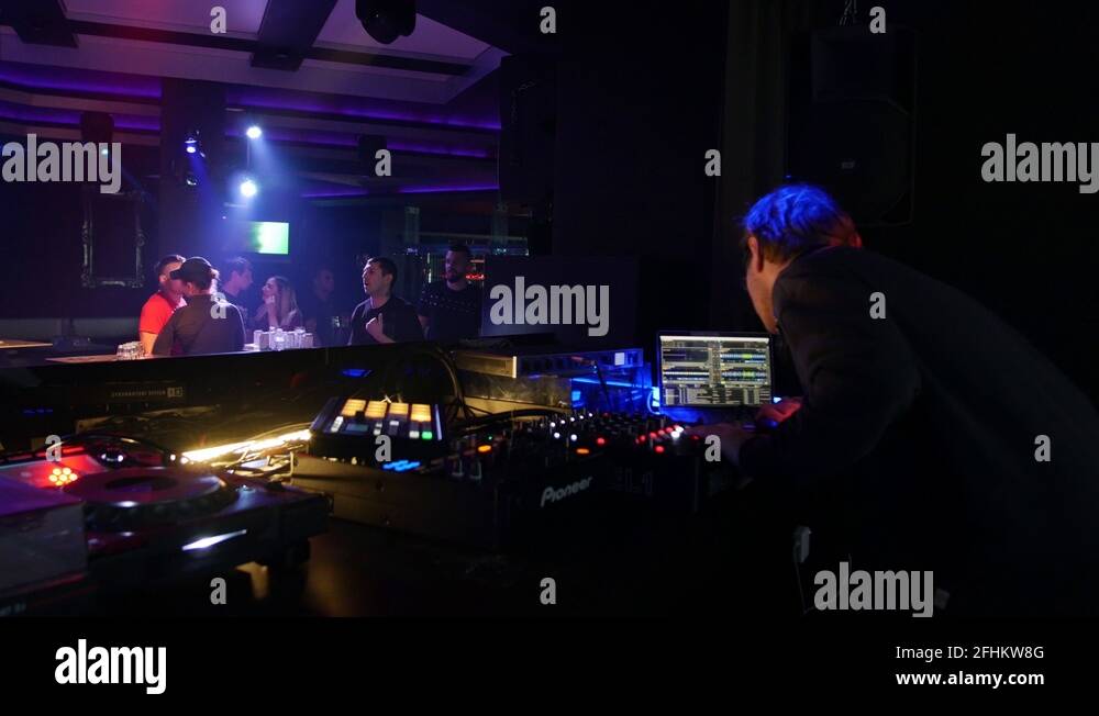 Live techno Stock Videos & Footage - HD and 4K Video Clips - Alamy