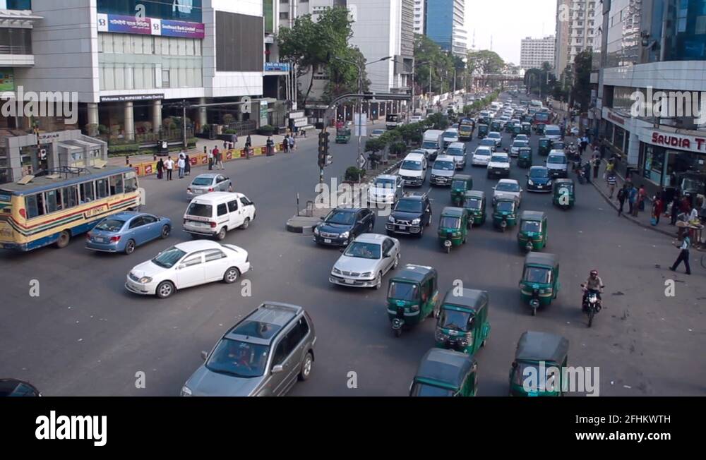 Buses on road Stock Videos & Footage - HD and 4K Video Clips - Alamy