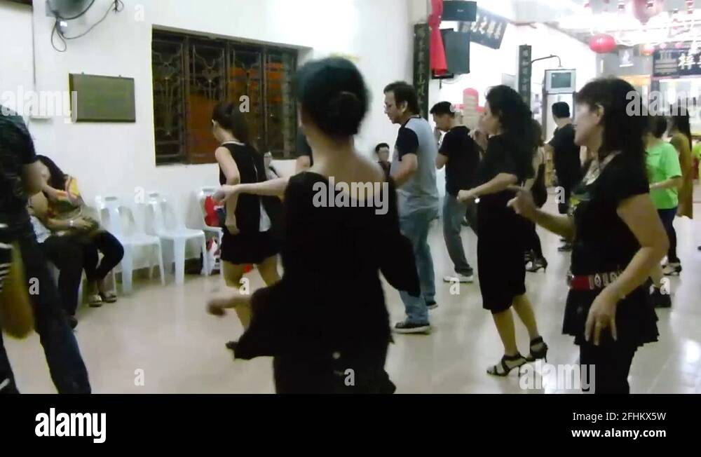 Left to right women Stock Videos & Footage - HD and 4K Video Clips - Alamy