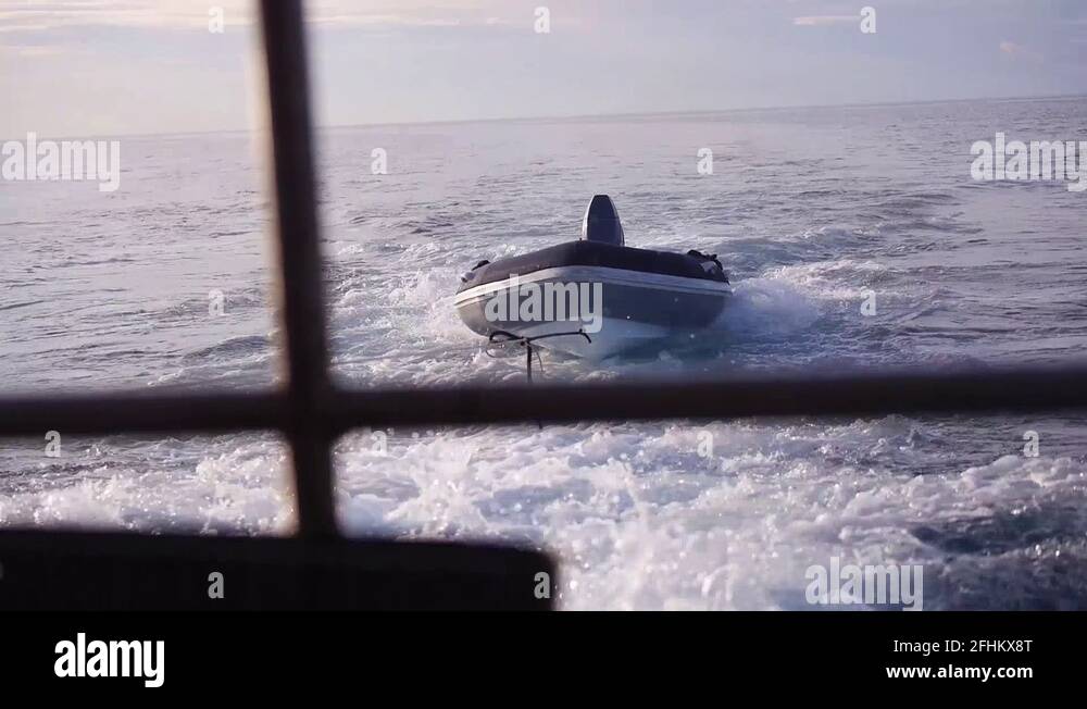 Rope slide Stock Videos & Footage - HD and 4K Video Clips - Alamy