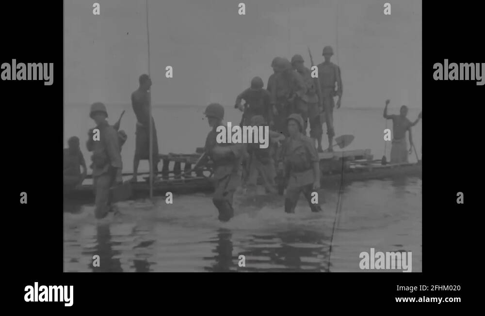 Army combat camera Stock Videos & Footage - HD and 4K Video Clips - Alamy