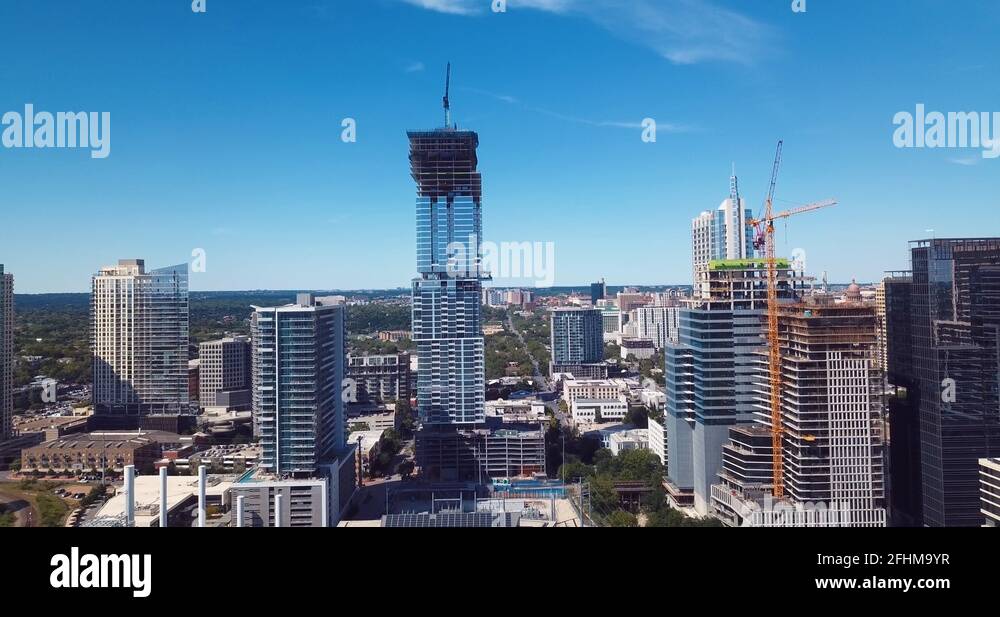 Buildingsskyline Stock Videos & Footage - HD and 4K Video Clips - Alamy