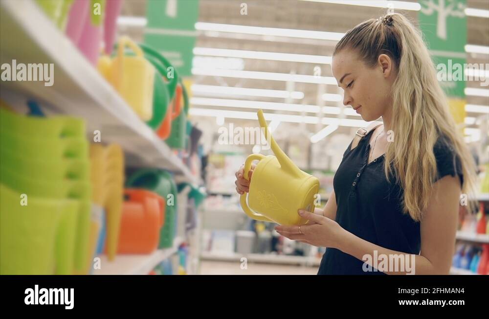 Buying water Stock Videos & Footage - HD and 4K Video Clips - Alamy