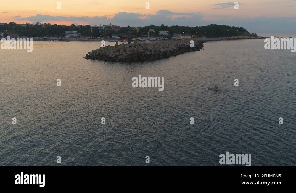 Kayak lighthouse Stock Videos & Footage - HD and 4K Video Clips - Alamy