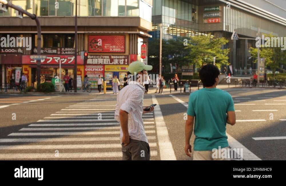 Bikes crossing Stock Videos & Footage - HD and 4K Video Clips - Alamy