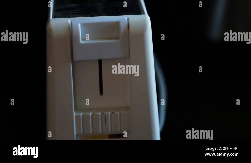 Toaster Stock Videos & Footage - HD and 4K Video Clips - Alamy