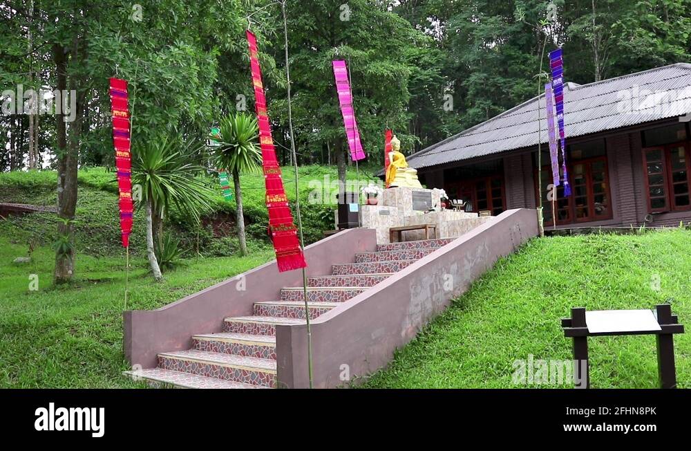 Chiang rai temple Stock Videos & Footage - HD and 4K Video Clips - Alamy