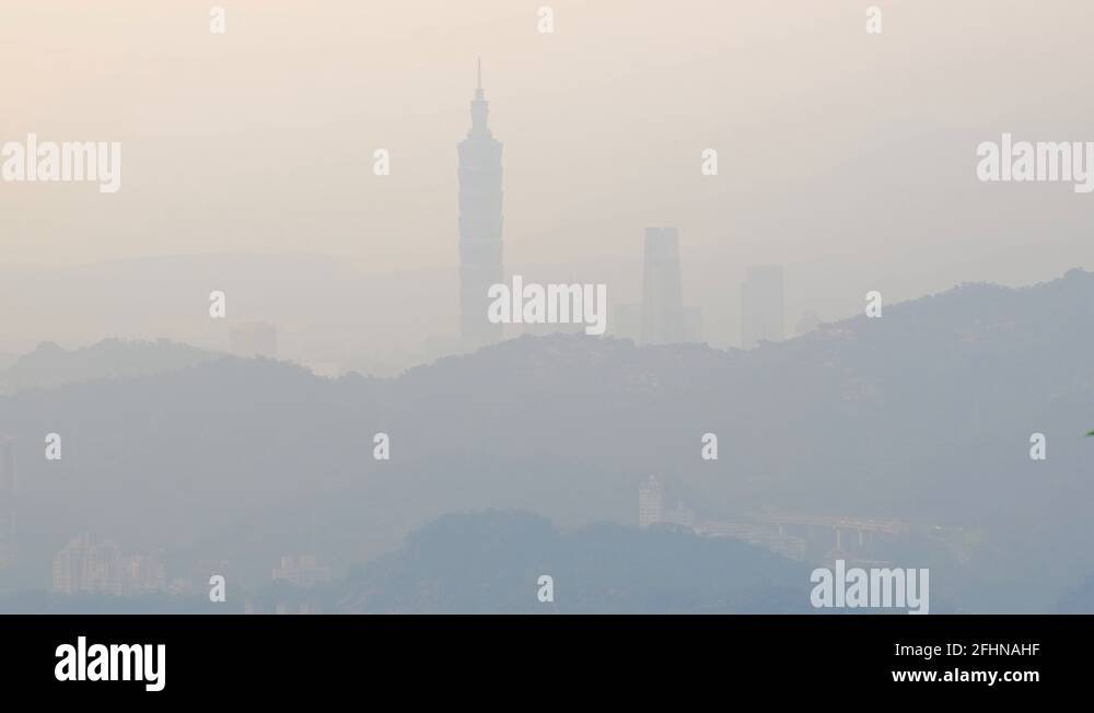 air pollution in taipei city Stock Video Footage - Alamy