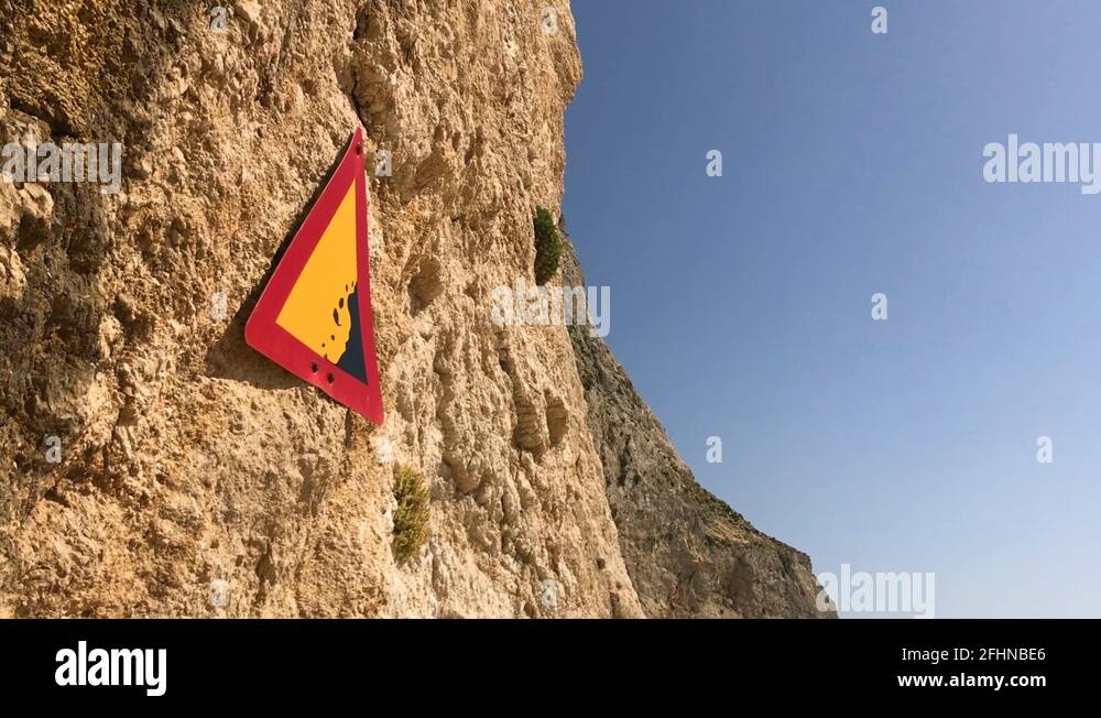Danger cliff sign Stock Videos & Footage - HD and 4K Video Clips - Alamy