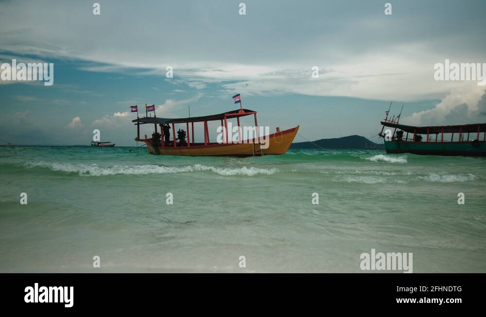 Ring island Stock Videos & Footage - HD and 4K Video Clips - Alamy