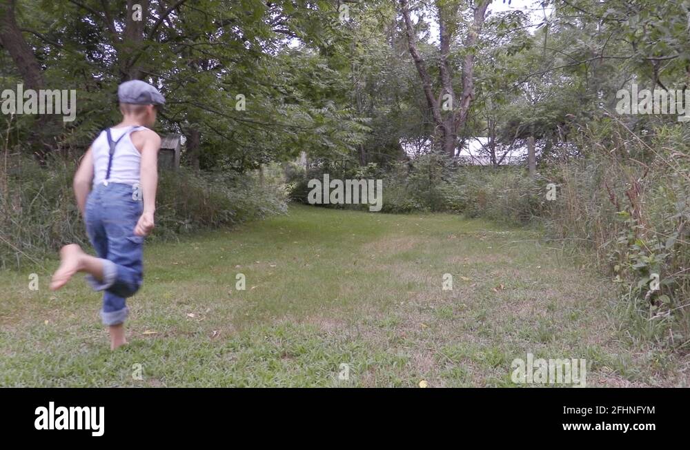 Little boy running in grass Stock Videos & Footage - HD and 4K Video ...