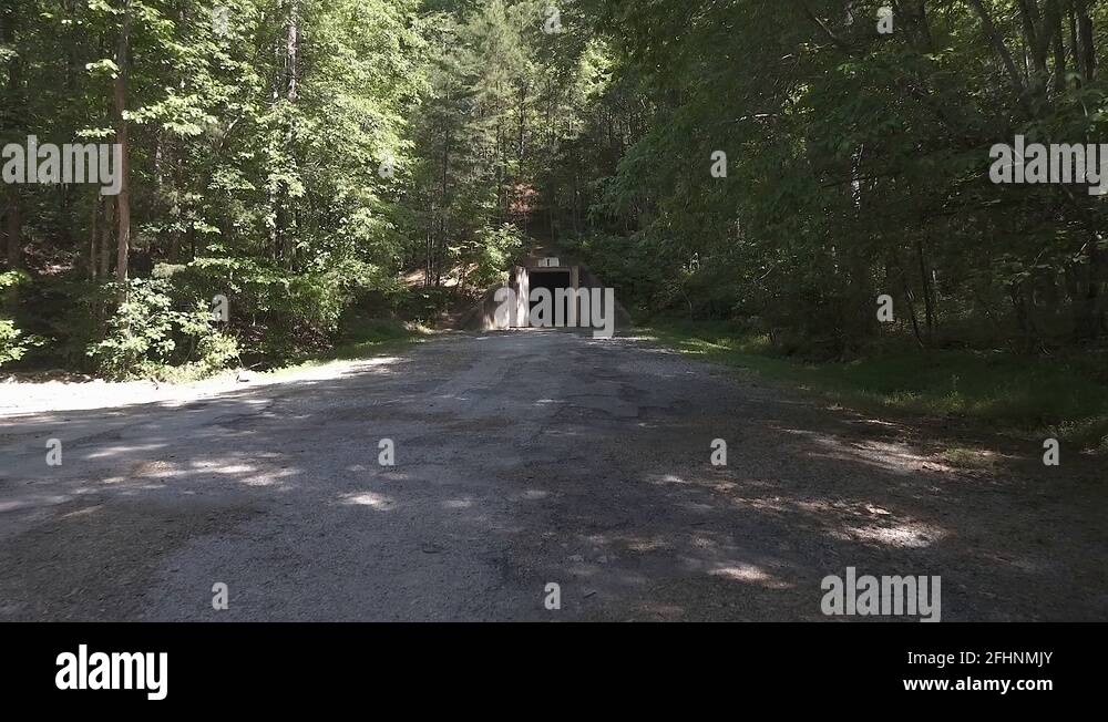 Underground footpath Stock Videos & Footage - HD and 4K Video Clips - Alamy