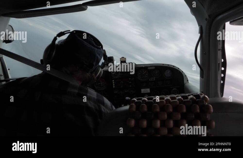 Channel pilot Stock Videos & Footage - HD and 4K Video Clips - Alamy