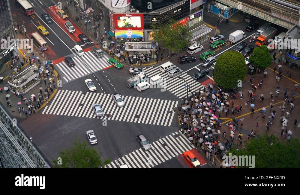 Pedestrian scramble Stock Videos & Footage - HD and 4K Video Clips - Alamy