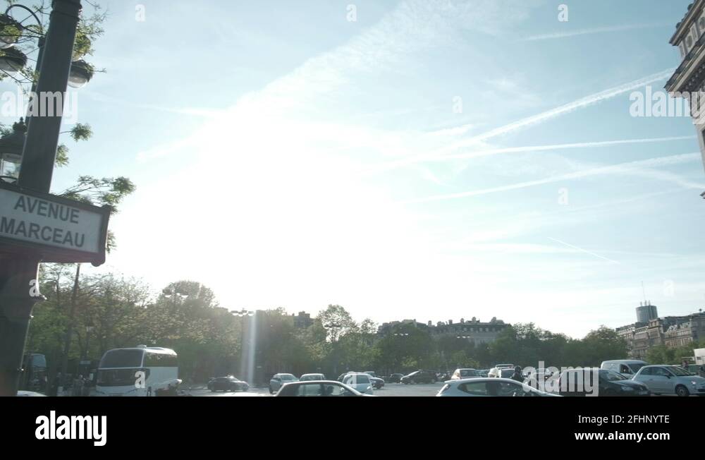 Angled View Camera Sweeping Pan Right Arc De Triomphe Roundabout ...