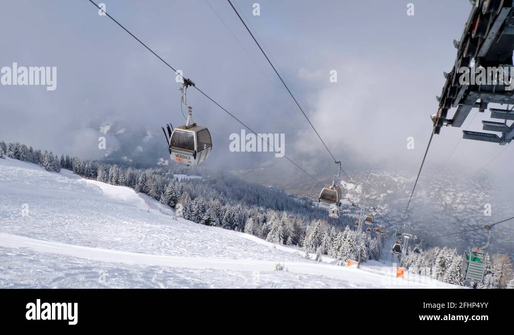 Inside ski slope Stock Videos & Footage - HD and 4K Video Clips - Alamy