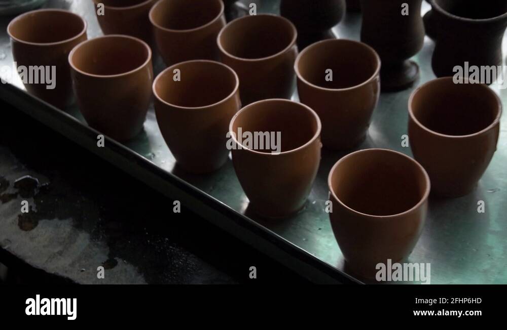 Tea stall mumbai Stock Videos & Footage - HD and 4K Video Clips - Alamy