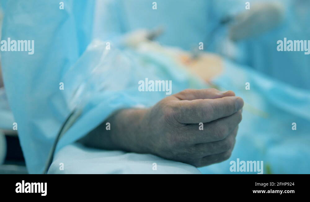 Surgical oncology Stock Videos & Footage - HD and 4K Video Clips - Alamy