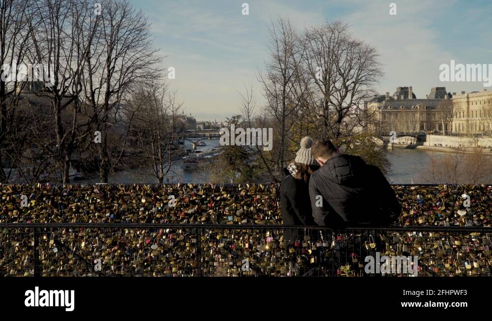 Love locks on pont neuf Stock Videos & Footage - HD and 4K Video Clips ...