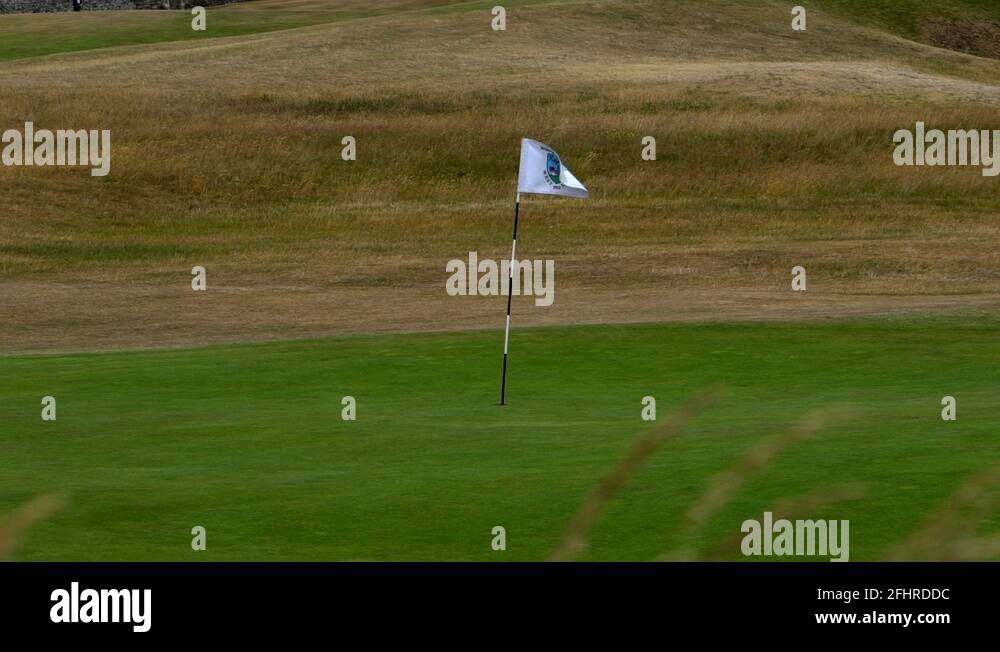 Golf flag Stock Videos & Footage - HD and 4K Video Clips - Alamy