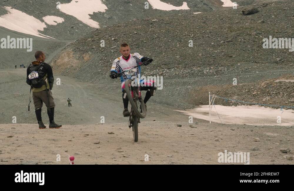 One wheel bike Stock Videos & Footage - HD and 4K Video Clips - Alamy