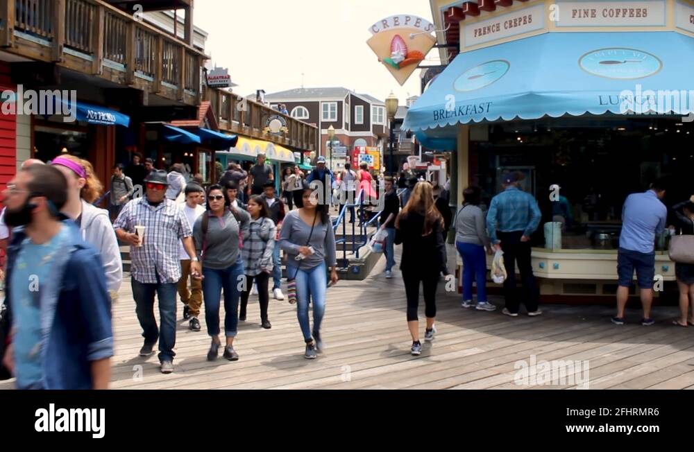 People crowd family families Stock Videos & Footage - HD and 4K Video ...