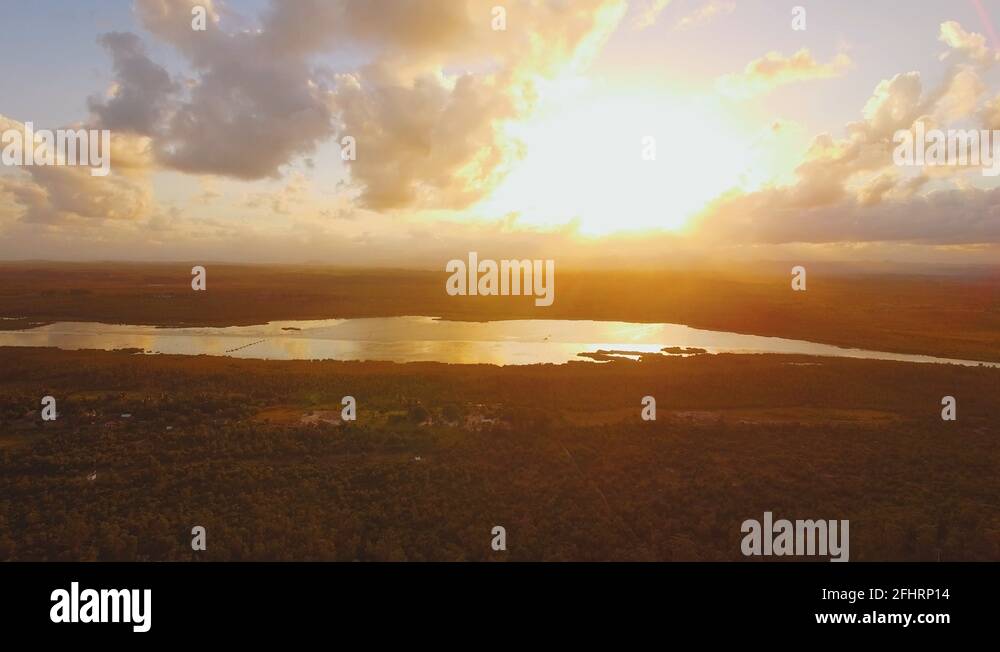 Madagascar lake Stock Videos & Footage - HD and 4K Video Clips - Alamy