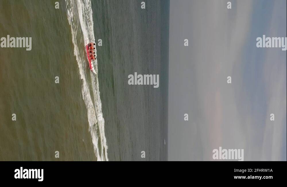 Ocean ocean banana Stock Videos & Footage - HD and 4K Video Clips - Alamy