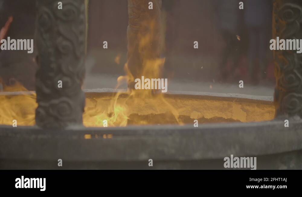 Flame of a fire Stock Videos & Footage - HD and 4K Video Clips - Alamy