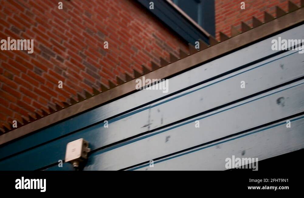 Spikes architecture Stock Videos & Footage - HD and 4K Video Clips - Alamy
