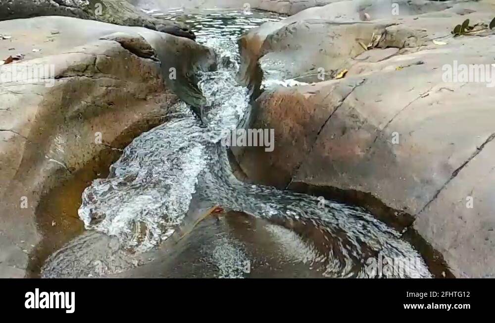 Splitting the rock Stock Videos & Footage - HD and 4K Video Clips - Alamy