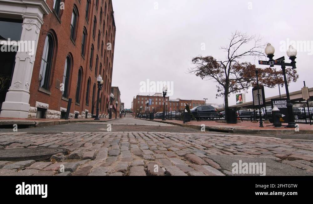 Laclede's landing Stock Videos & Footage - HD and 4K Video Clips - Alamy