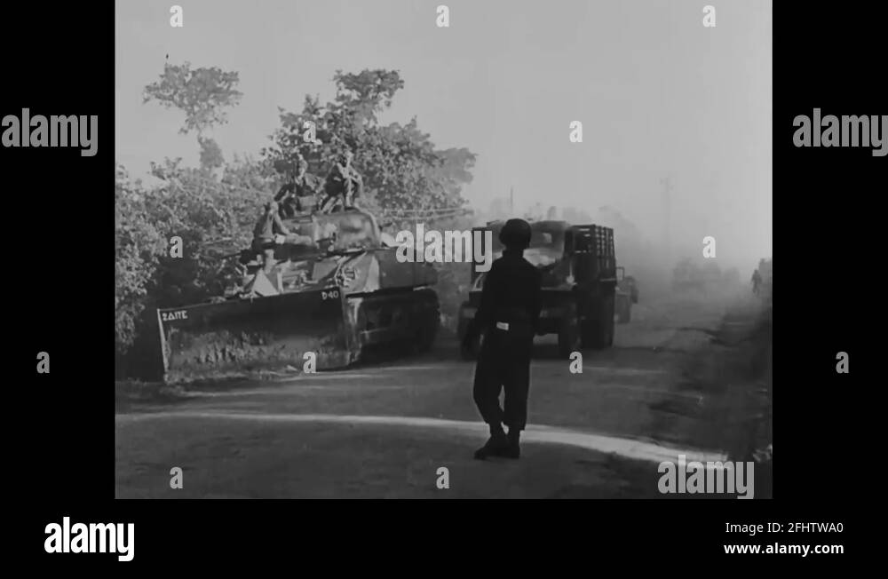 Crowd cheers soldiers after victory over war- 1945 Stock Video Footage ...