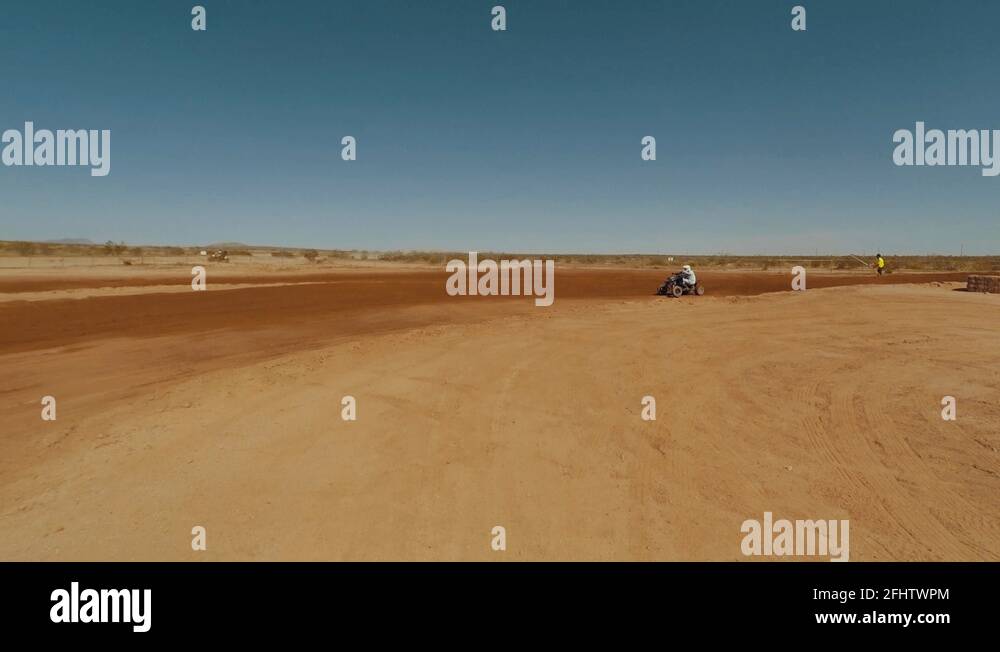 Car rounding a curve Stock Videos & Footage - HD and 4K Video Clips - Alamy