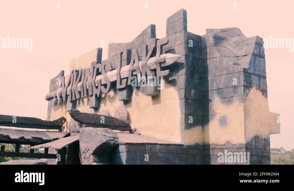 Lake signage Stock Videos & Footage - HD and 4K Video Clips - Alamy