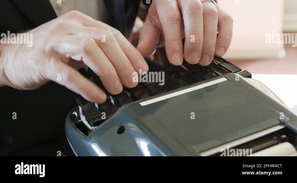 Reporter typing Stock Videos & Footage - HD and 4K Video Clips - Alamy