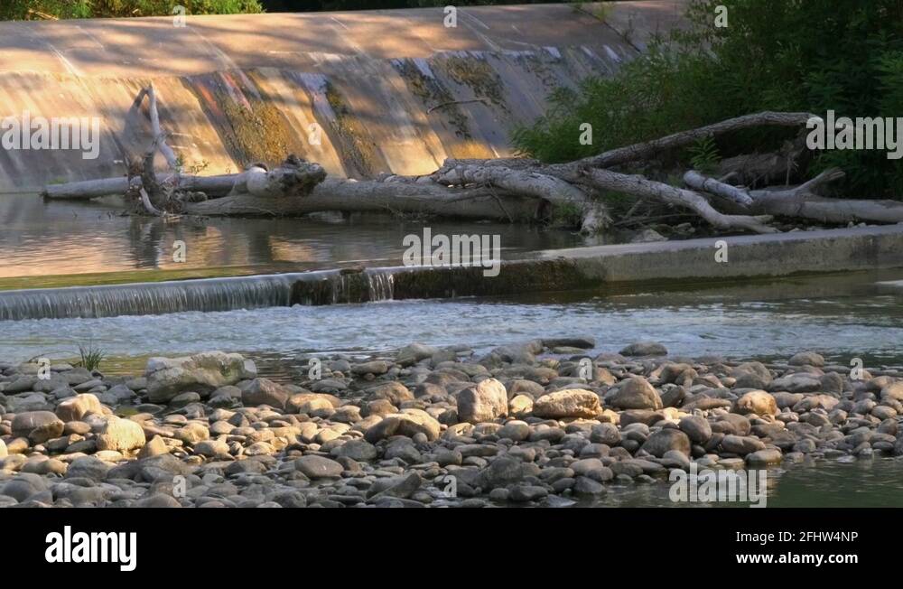 Dead river dam Stock Videos & Footage - HD and 4K Video Clips - Alamy