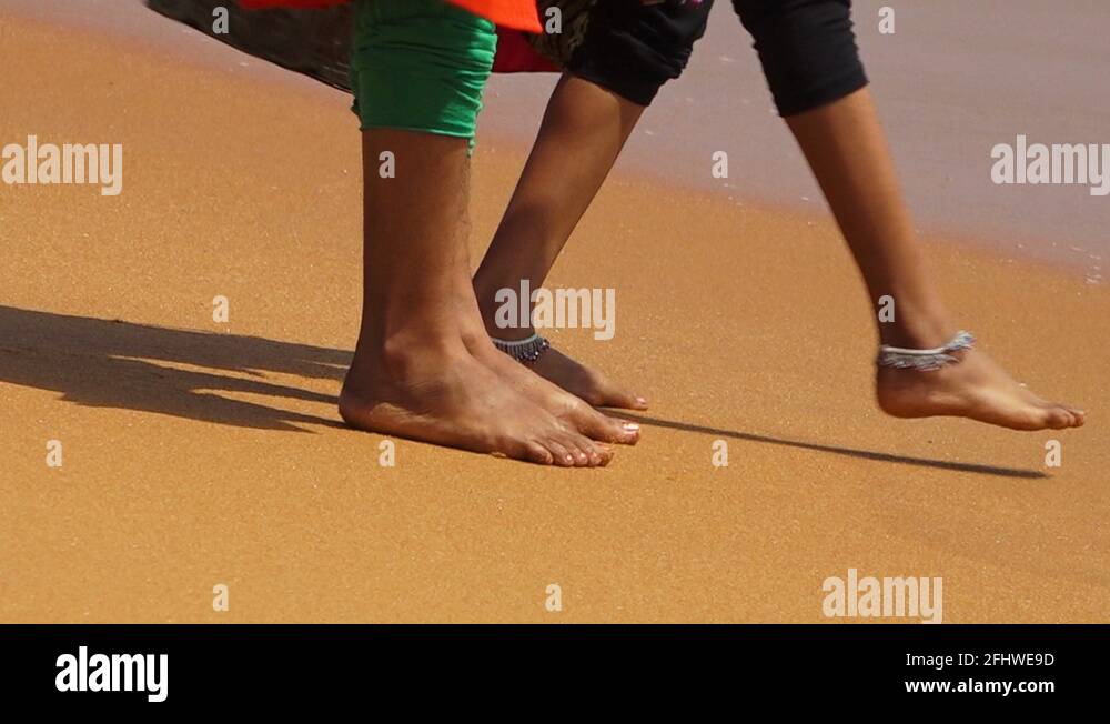 2 people feet walking Stock Videos & Footage - HD and 4K Video Clips ...