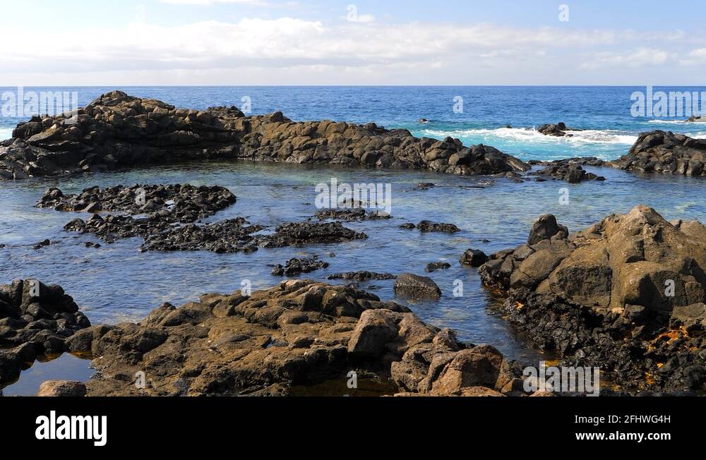 Puddle sea water Stock Videos & Footage - HD and 4K Video Clips - Alamy