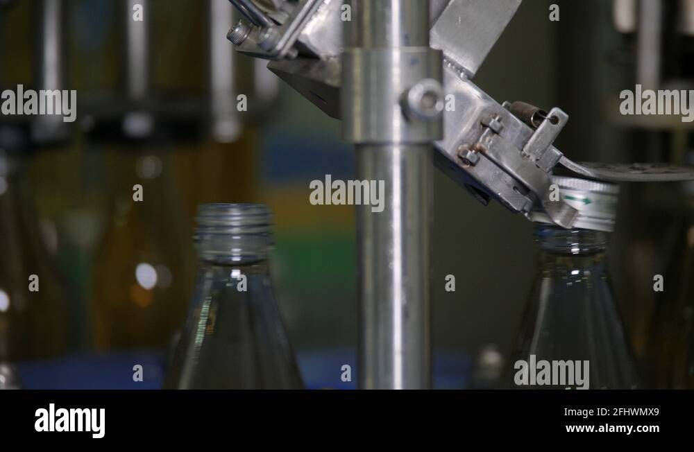 Capping automation Stock Videos & Footage - HD and 4K Video Clips - Alamy