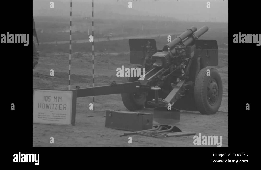 Howitzer guns Stock Videos & Footage - HD and 4K Video Clips - Alamy